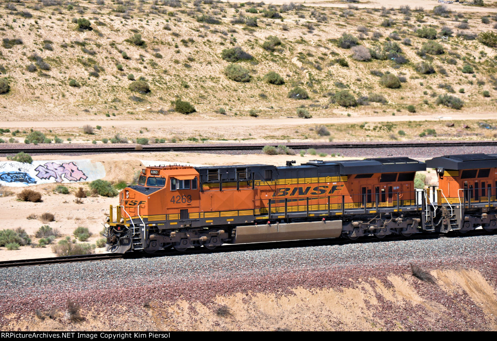 BNSF 4263